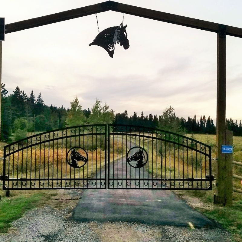 Custom Gates | Calgary Alberta Automatic Gates | Command Gate